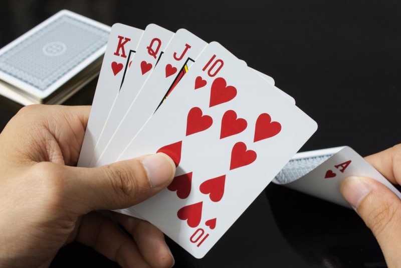 Types of Poker Hands - SafeClub